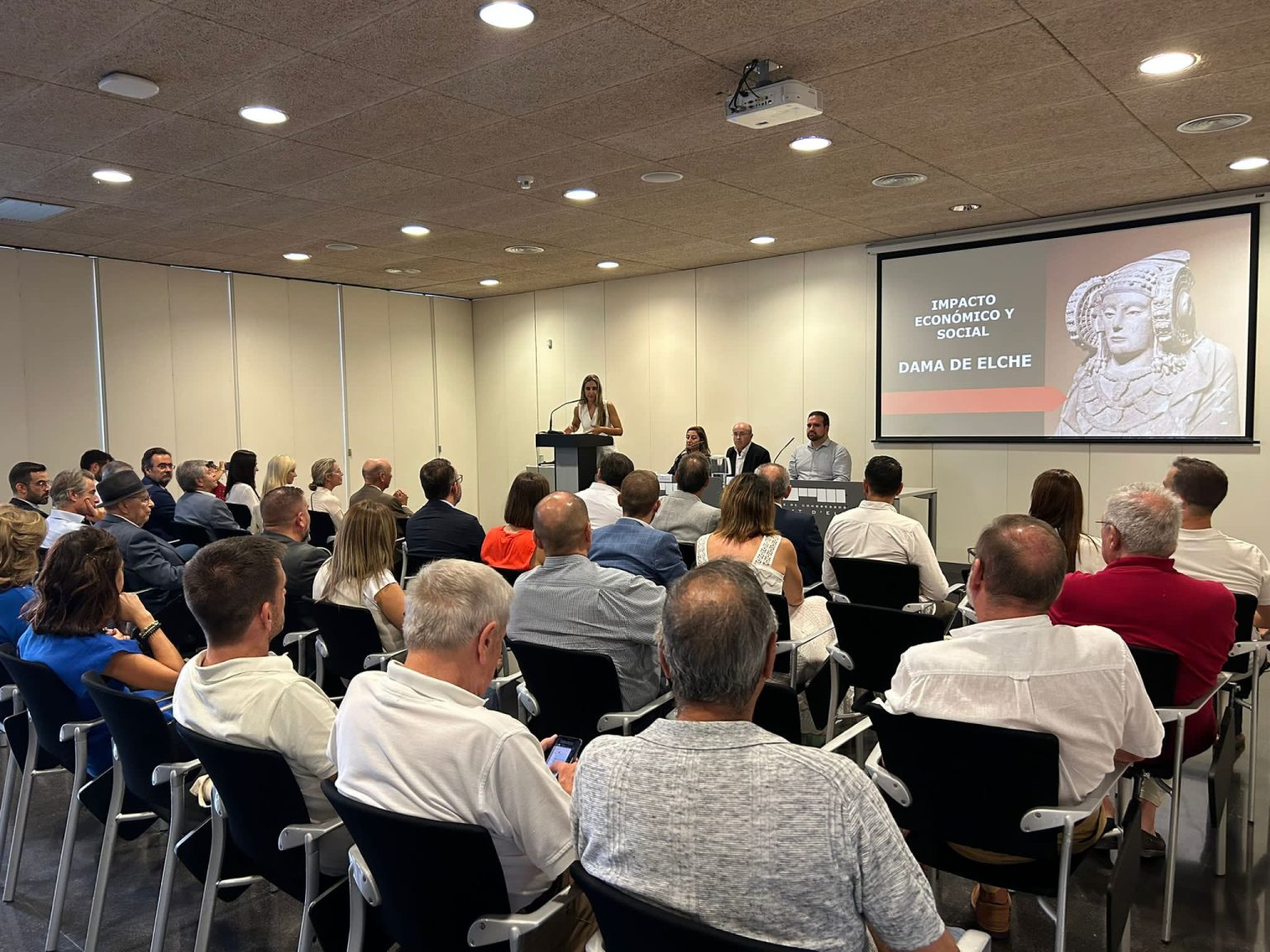 Jovempa Elche y Comarca en la Presentación del Estudio de Impacto ...